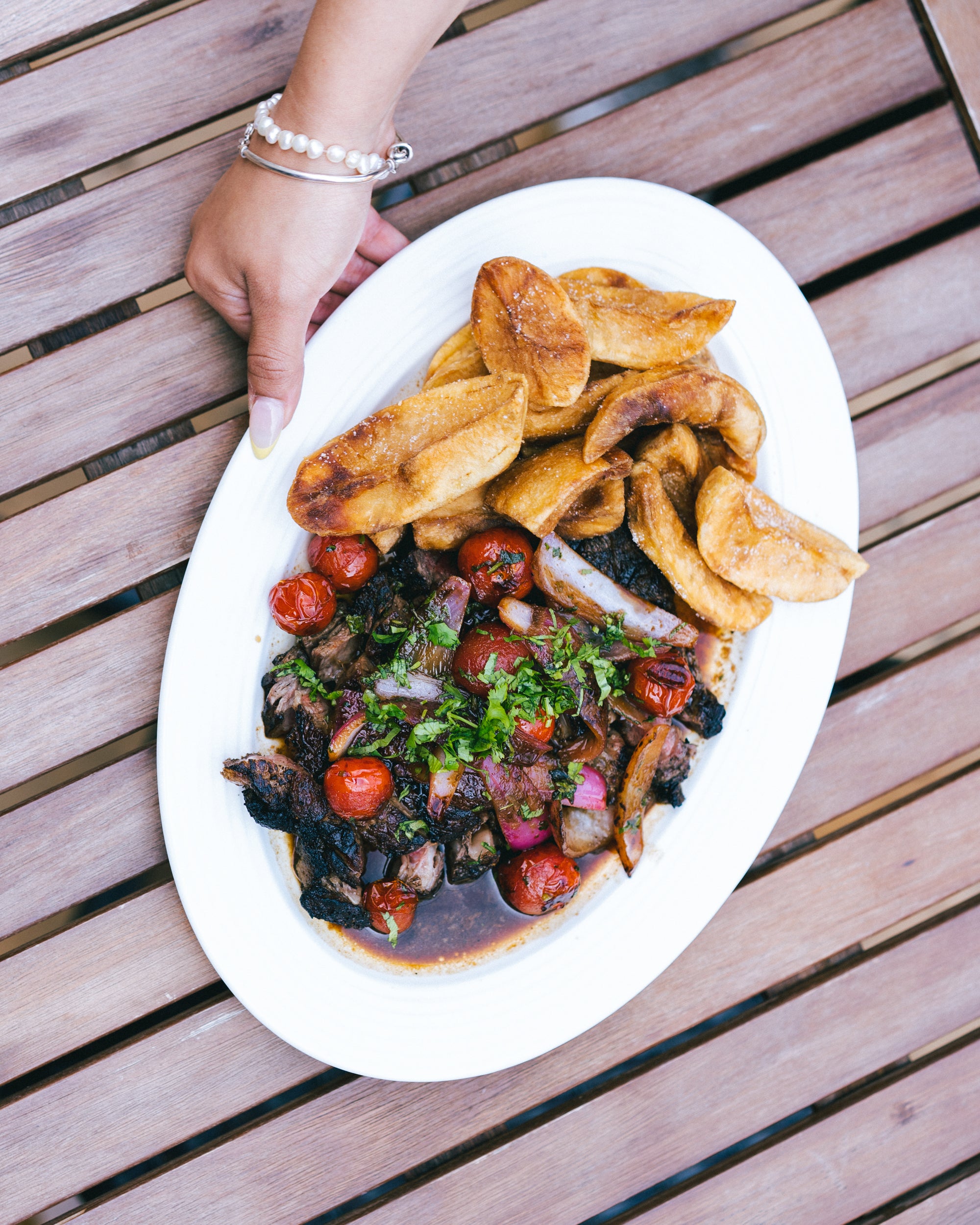 Home | Nuna Kitchen&bar